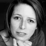 Emma DARMON comédienne voix professionnelle